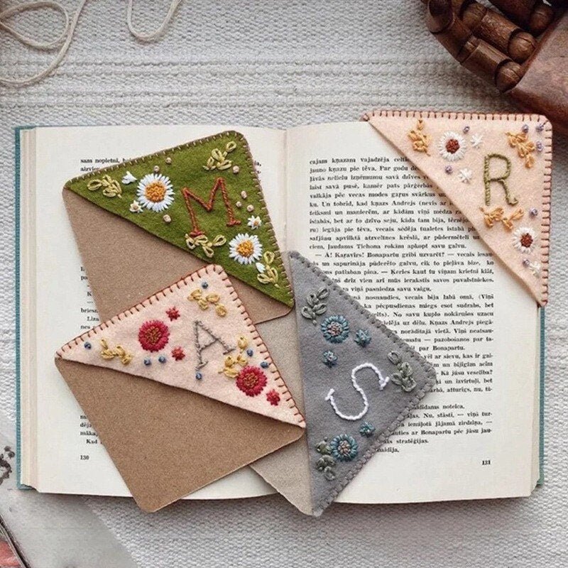 Handmade Embroidery Felt Bookmarks - Dreamy Custom